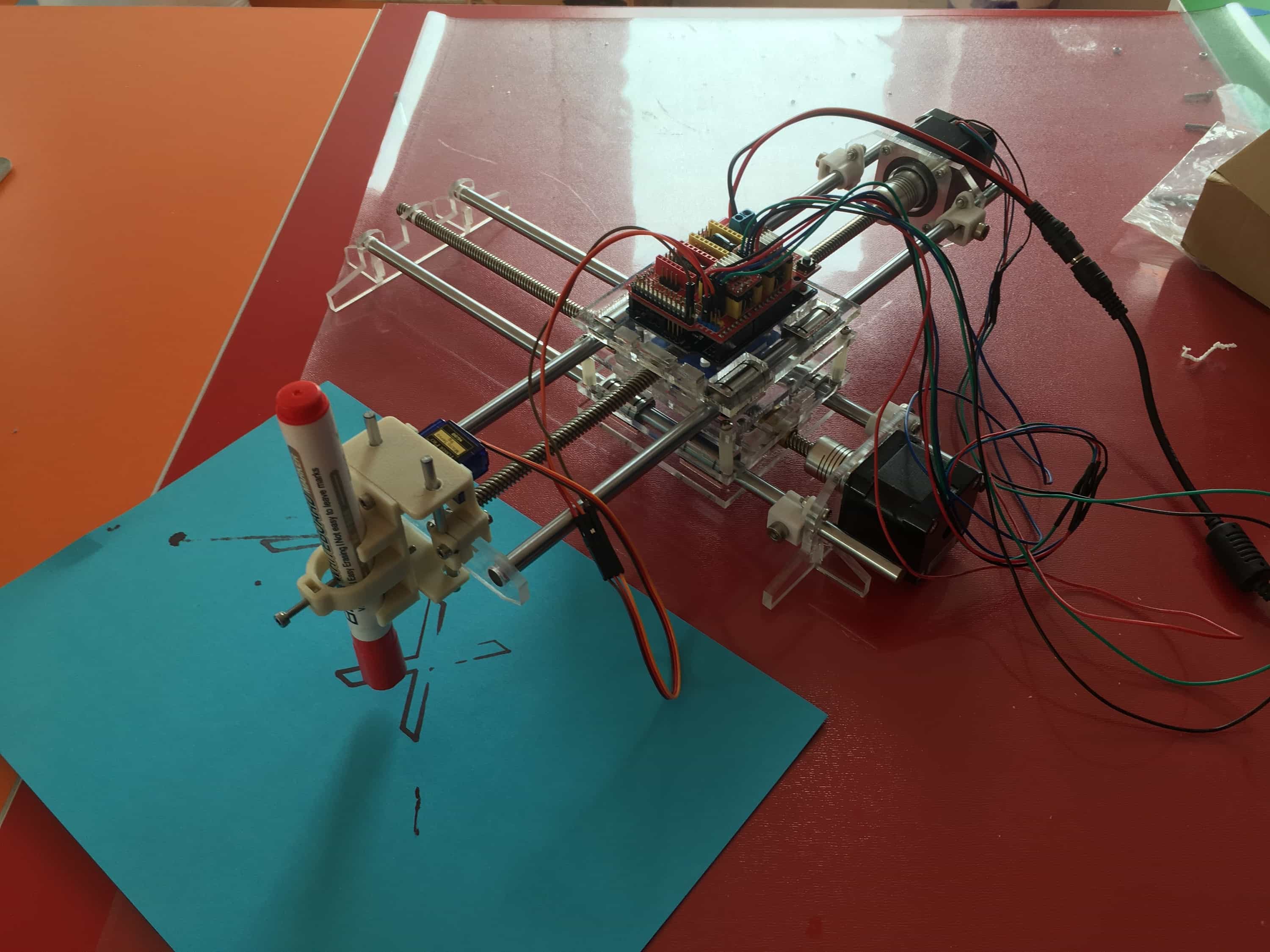 Fablab Szoil's Foldable Drawbot